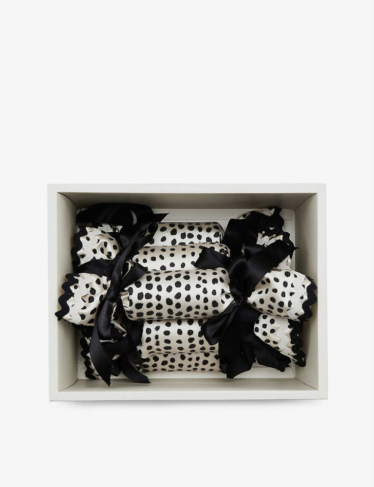 6 Most Expensive Christmas Crackers in The UK – The Luxury Directory